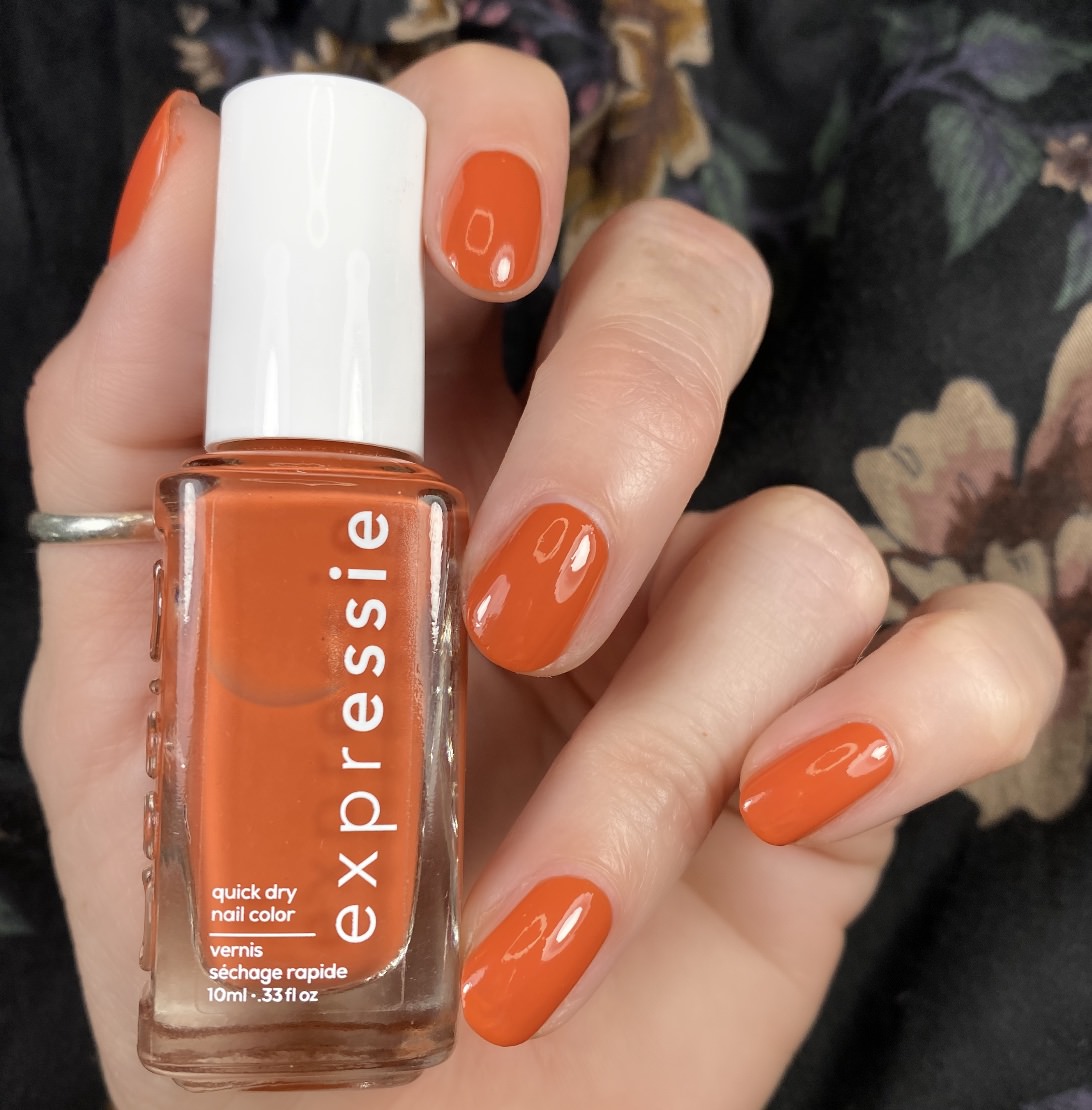 Essie Expressie Oranges and Reds - Livwithbiv