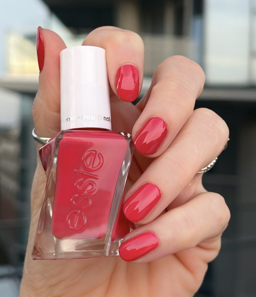Essie Opulent Opera Collection - Livwithbiv